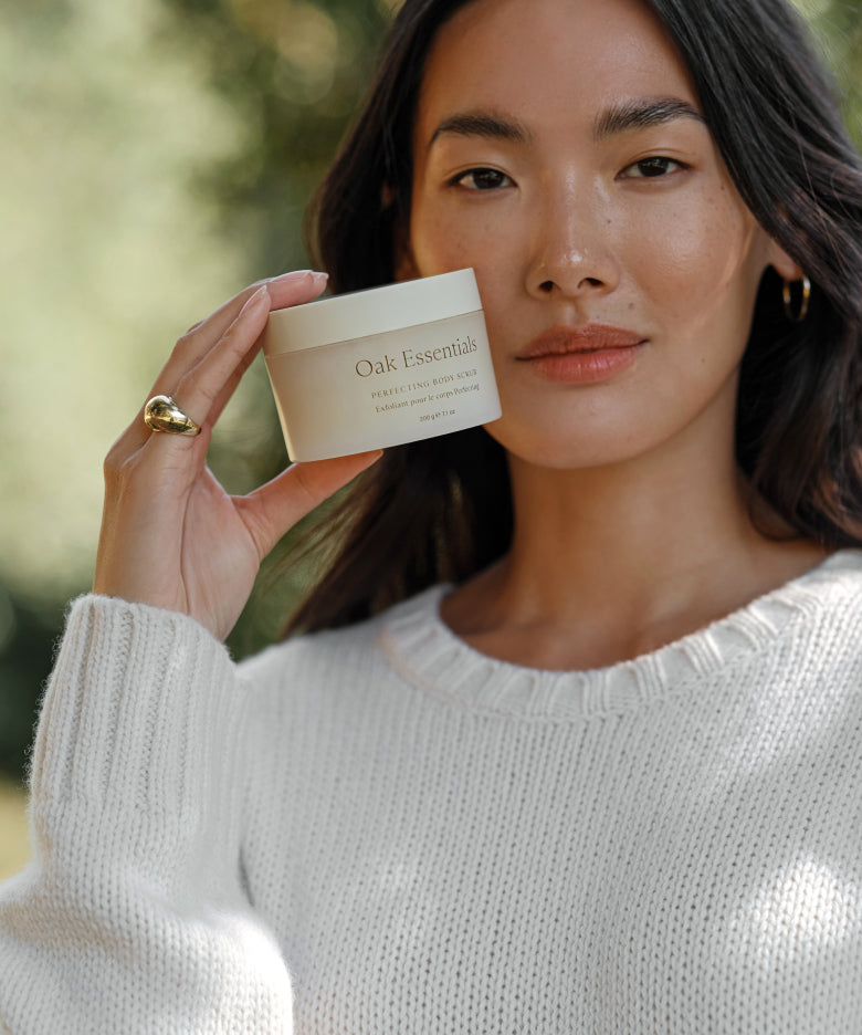 Perfecting Body Scrub Oak Essentials